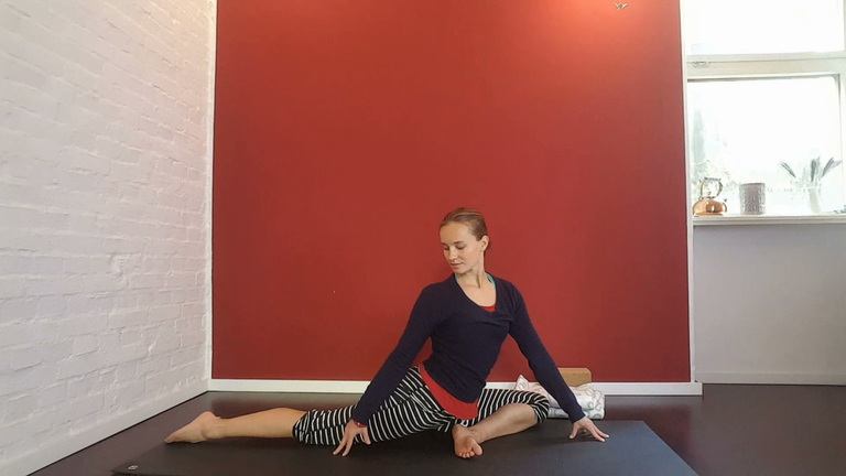 Die Yoga Taube: Stress abbauen und die Hüfte dehnen!